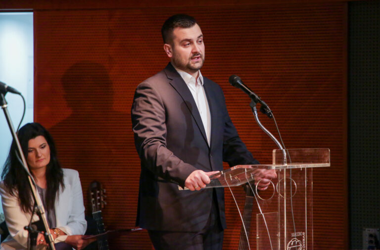 Tribina “Bošnjaci zajedno”: Bošnjački identitet treba njegovati - Novi glas